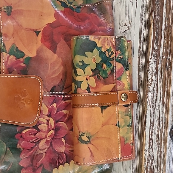 Patricia Nash | Bags | Patricia Nash Used Vintage Victorian Rose ...